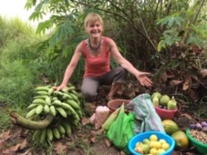 Projektbericht Ecole St. Hélène, Mama Fifi Bora und Mama Florence ...